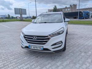 White Hyundai Tucson 2016 in Taurage, with an engine capacity of 1.69 L and mileage of 137 thousand km for 10500 €, photo 3 on AUTOMOTO.COM.LV