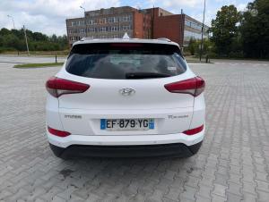 White Hyundai Tucson 2016 in Taurage, with an engine capacity of 1.69 L and mileage of 137 thousand km for 10500 €, photo 8 on AUTOMOTO.COM.LV