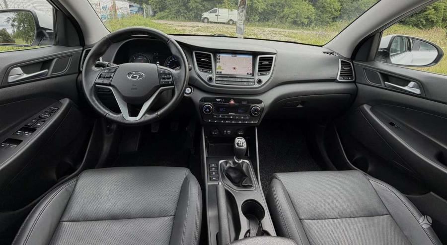 Balts Hyundai Tucson 2016 Šauļi, ar dzinēja tilpumu 2.00 L un nobraukumu 179 tūkst. km par 14999 €, foto 29 vietnē AUTOMOTO.COM.LV