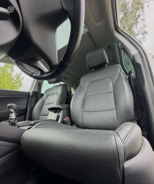 Balts Hyundai Tucson 2016 Šauļi, ar dzinēja tilpumu 2.00 L un nobraukumu 179 tūkst. km par 14999 €, foto 30 vietnē AUTOMOTO.COM.LV