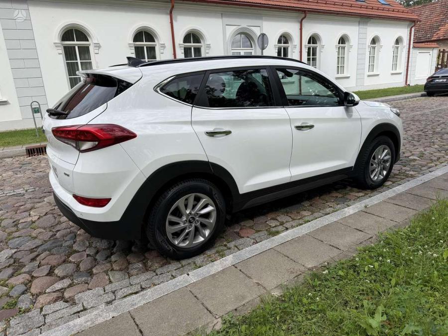 Balts Hyundai Tucson 2016 Kauņa, ar dzinēja tilpumu 1.69 L un nobraukumu 210 tūkst. km par 9700 €, foto 9 vietnē AUTOMOTO.COM.LV