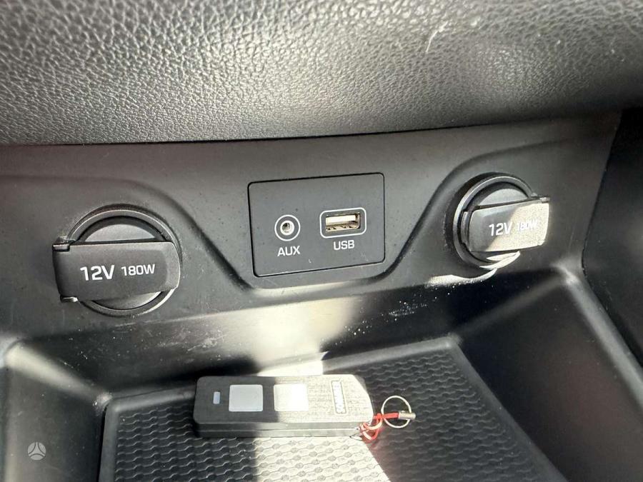 Balts Hyundai Tucson 2016 Kauņa, ar dzinēja tilpumu 1.69 L un nobraukumu 210 tūkst. km par 9700 €, foto 24 vietnē AUTOMOTO.COM.LV