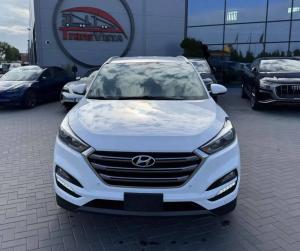 Balts Hyundai Tucson 2016 Telšiai, ar dzinēja tilpumu 1.70 L un nobraukumu 235 tūkst. km par 8990 €, foto 4 vietnē AUTOMOTO.COM.LV