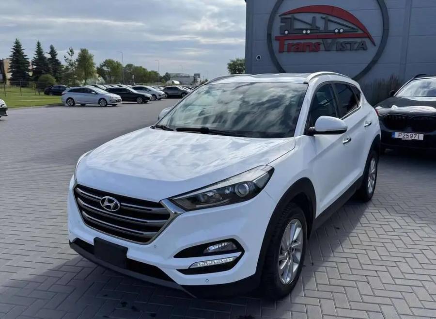 Balts Hyundai Tucson 2016 Telšiai, ar dzinēja tilpumu 1.70 L un nobraukumu 235 tūkst. km par 8990 €, foto 6 vietnē AUTOMOTO.COM.LV