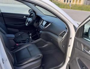 Balts Hyundai Tucson 2016 Telšiai, ar dzinēja tilpumu 1.70 L un nobraukumu 235 tūkst. km par 8990 €, foto 14 vietnē AUTOMOTO.COM.LV