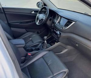 Balts Hyundai Tucson 2016 Telšiai, ar dzinēja tilpumu 1.70 L un nobraukumu 235 tūkst. km par 8990 €, foto 15 vietnē AUTOMOTO.COM.LV