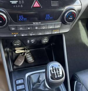 Balts Hyundai Tucson 2016 Telšiai, ar dzinēja tilpumu 1.70 L un nobraukumu 235 tūkst. km par 8990 €, foto 18 vietnē AUTOMOTO.COM.LV