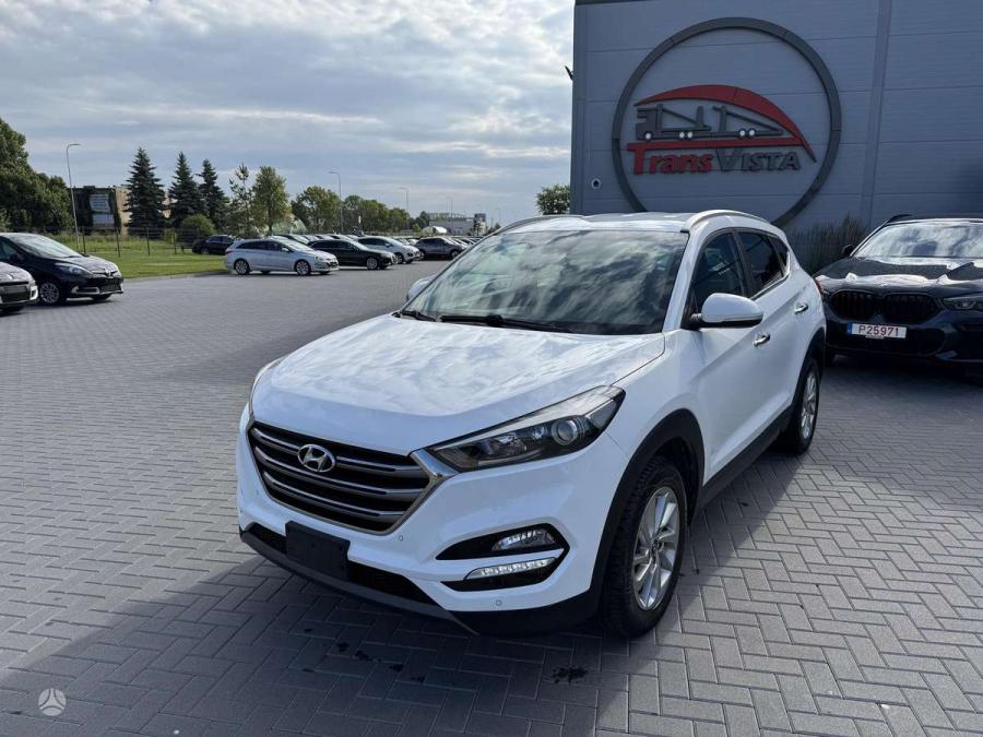 Balts Hyundai Tucson 2016 Telšiai, ar dzinēja tilpumu 1.69 L un nobraukumu 235 tūkst. km par 8999 €, foto 3 vietnē AUTOMOTO.COM.LV