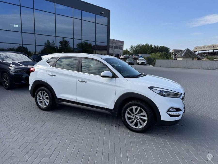 Balts Hyundai Tucson 2016 Telšiai, ar dzinēja tilpumu 1.69 L un nobraukumu 235 tūkst. km par 8999 €, foto 11 vietnē AUTOMOTO.COM.LV