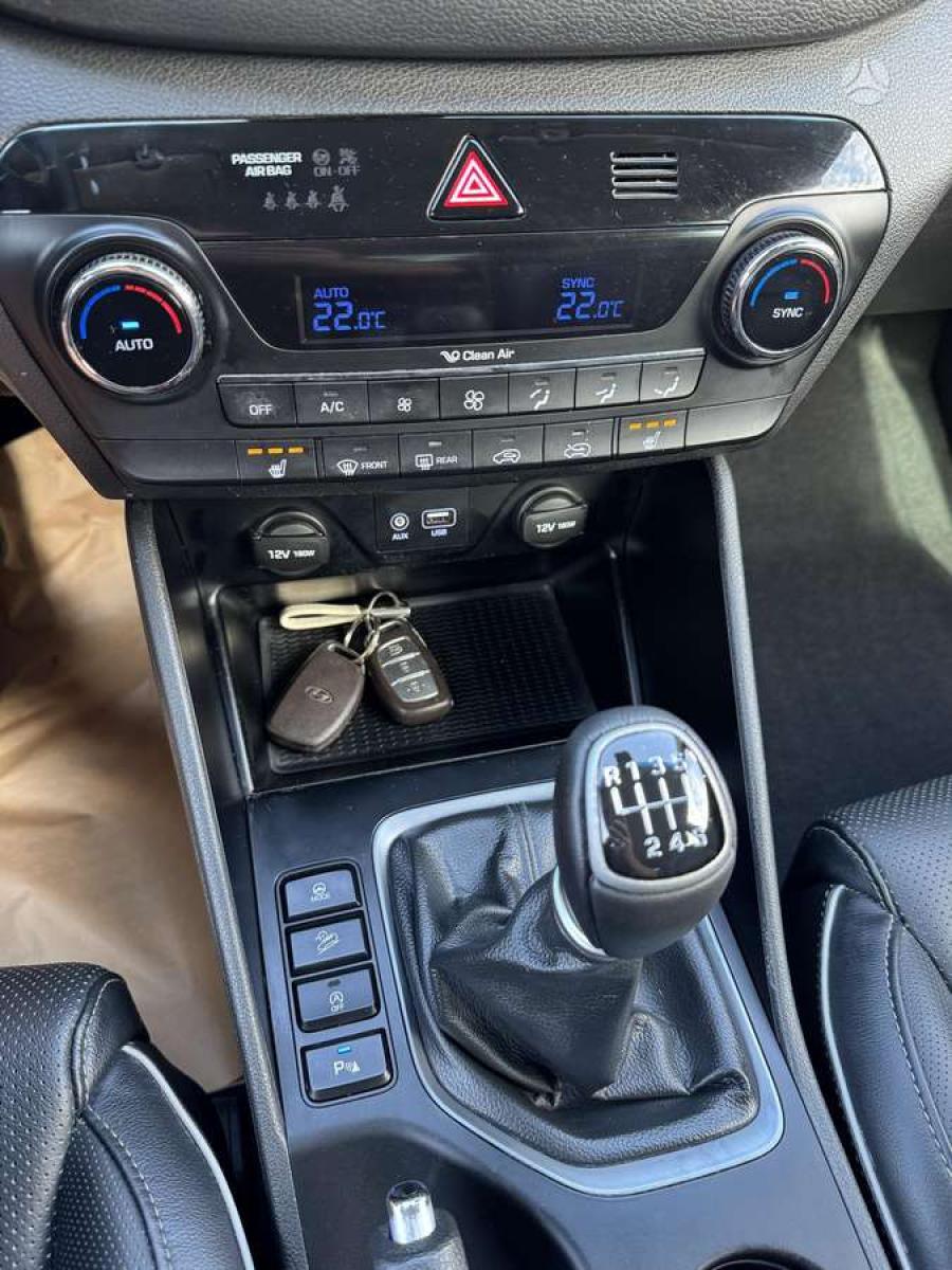 Balts Hyundai Tucson 2016 Telšiai, ar dzinēja tilpumu 1.69 L un nobraukumu 235 tūkst. km par 8999 €, foto 32 vietnē AUTOMOTO.COM.LV