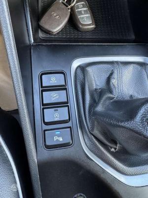 Balts Hyundai Tucson 2016 Telšiai, ar dzinēja tilpumu 1.69 L un nobraukumu 235 tūkst. km par 8999 €, foto 34 vietnē AUTOMOTO.COM.LV