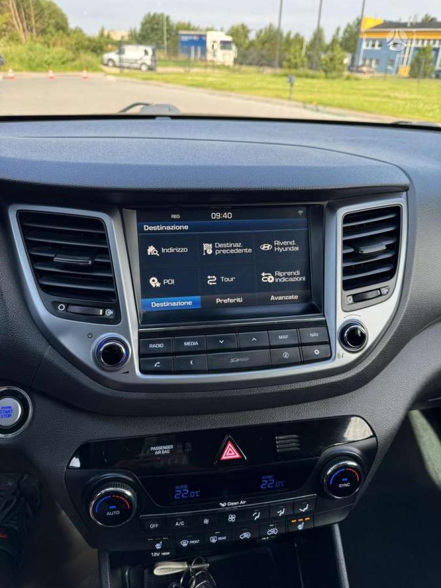 Balts Hyundai Tucson 2016 Telšiai, ar dzinēja tilpumu 1.69 L un nobraukumu 235 tūkst. km par 8999 €, foto 37 vietnē AUTOMOTO.COM.LV