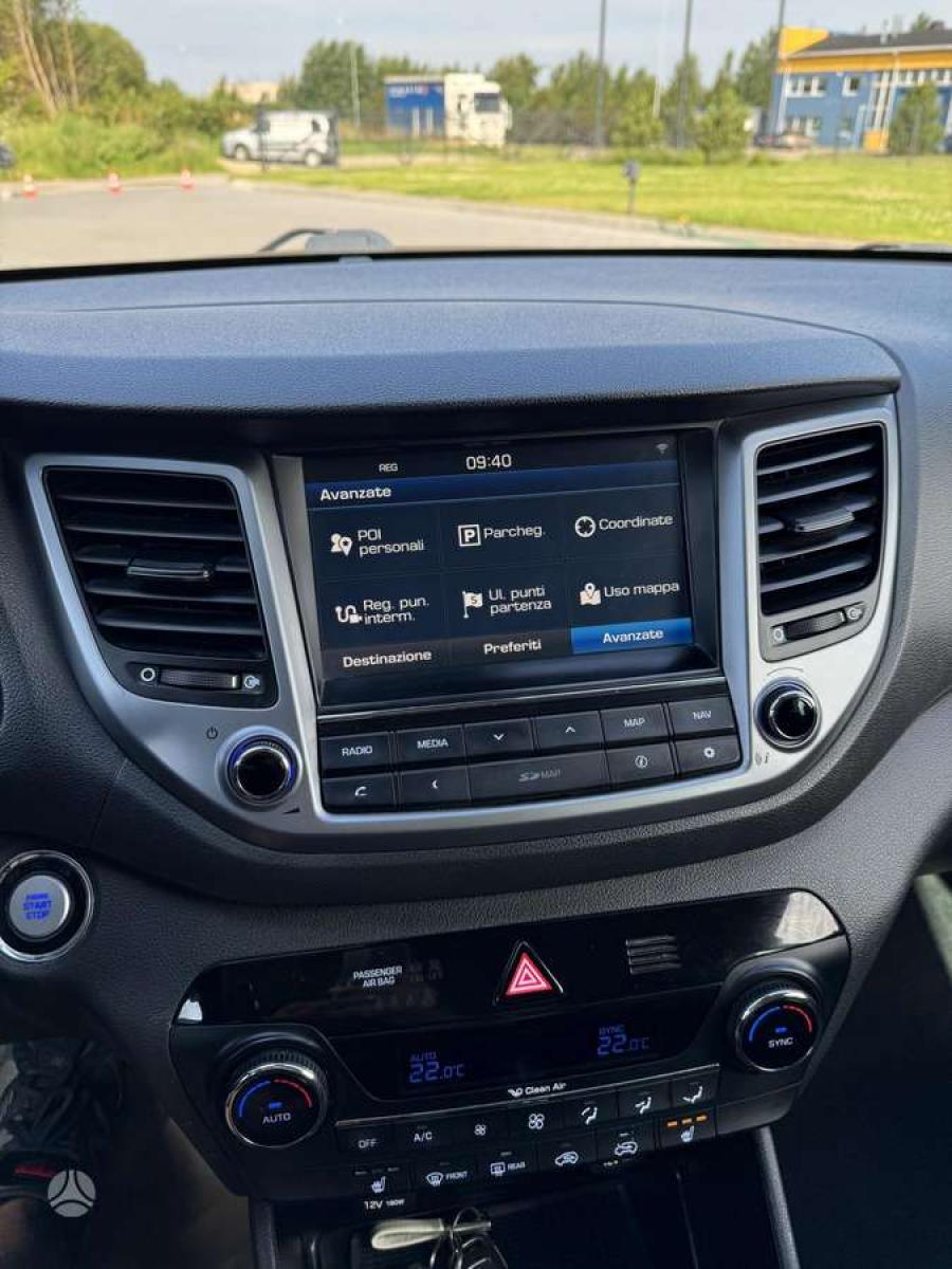 Balts Hyundai Tucson 2016 Telšiai, ar dzinēja tilpumu 1.69 L un nobraukumu 235 tūkst. km par 8999 €, foto 42 vietnē AUTOMOTO.COM.LV