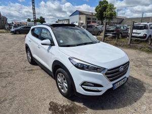 White Hyundai Tucson 2016 in Taurage, with an engine capacity of 2.00 L and mileage of 244 thousand km for 9000 €, photo 5 on AUTOMOTO.COM.LV