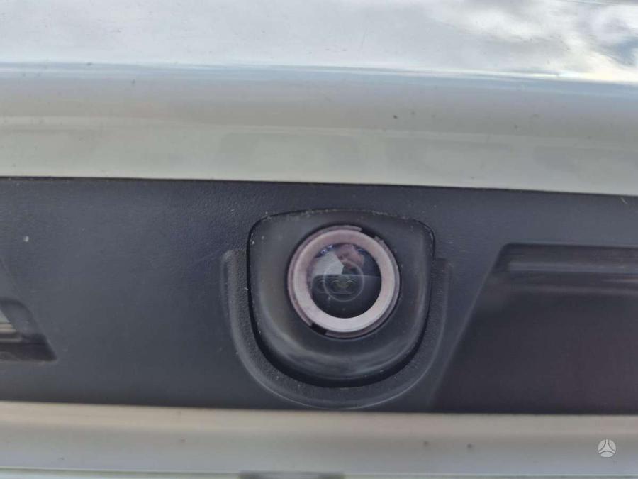 White Hyundai Tucson 2016 in Taurage, with an engine capacity of 2.00 L and mileage of 244 thousand km for 9000 €, photo 8 on AUTOMOTO.COM.LV