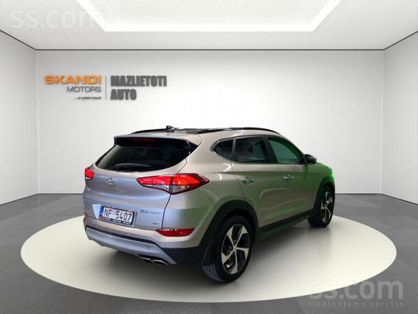 Balts Hyundai Tucson 2016 Rīga, ar dzinēja tilpumu 1.60 L un nobraukumu 135 tūkst. km par 15790 €, foto 7 vietnē AUTOMOTO.COM.LV
