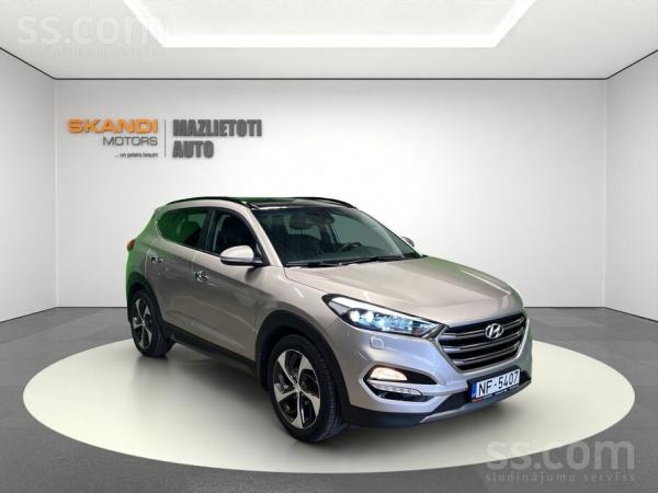 Balts Hyundai Tucson 2016 Rīga, ar dzinēja tilpumu 1.60 L un nobraukumu 135 tūkst. km par 15790 €, foto 9 vietnē AUTOMOTO.COM.LV