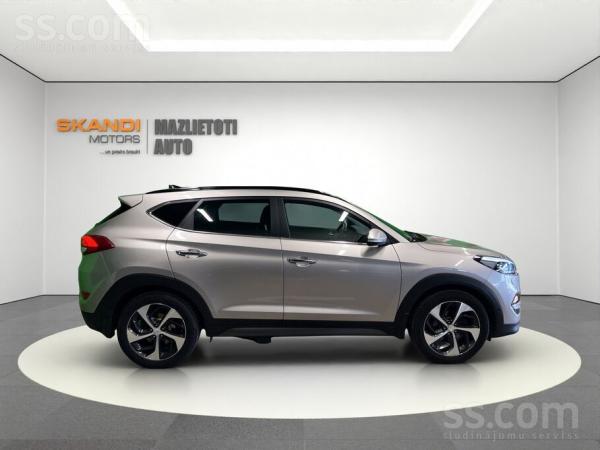 Balts Hyundai Tucson 2016 Rīga, ar dzinēja tilpumu 1.60 L un nobraukumu 135 tūkst. km par 15790 €, foto 8 vietnē AUTOMOTO.COM.LV