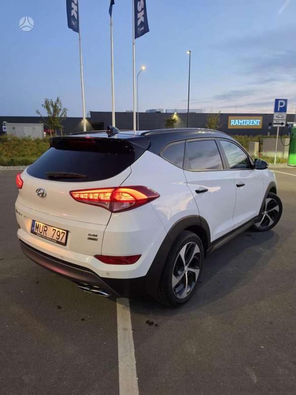 Balts Hyundai Tucson 2016 Viļņa, ar dzinēja tilpumu 2.00 L un nobraukumu 244 tūkst. km par 12999 €, foto 7 vietnē AUTOMOTO.COM.LV