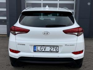 Balts Hyundai Tucson 2016 Panevēža, ar dzinēja tilpumu 1.69 L un nobraukumu 159 tūkst. km par 10950 €, foto 8 vietnē AUTOMOTO.COM.LV