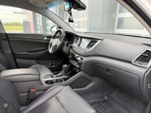 Balts Hyundai Tucson 2016 Panevēža, ar dzinēja tilpumu 1.69 L un nobraukumu 159 tūkst. km par 10950 €, foto 18 vietnē AUTOMOTO.COM.LV
