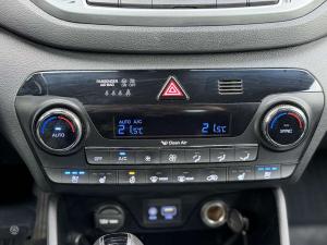Balts Hyundai Tucson 2016 Panevēža, ar dzinēja tilpumu 1.69 L un nobraukumu 159 tūkst. km par 10950 €, foto 26 vietnē AUTOMOTO.COM.LV