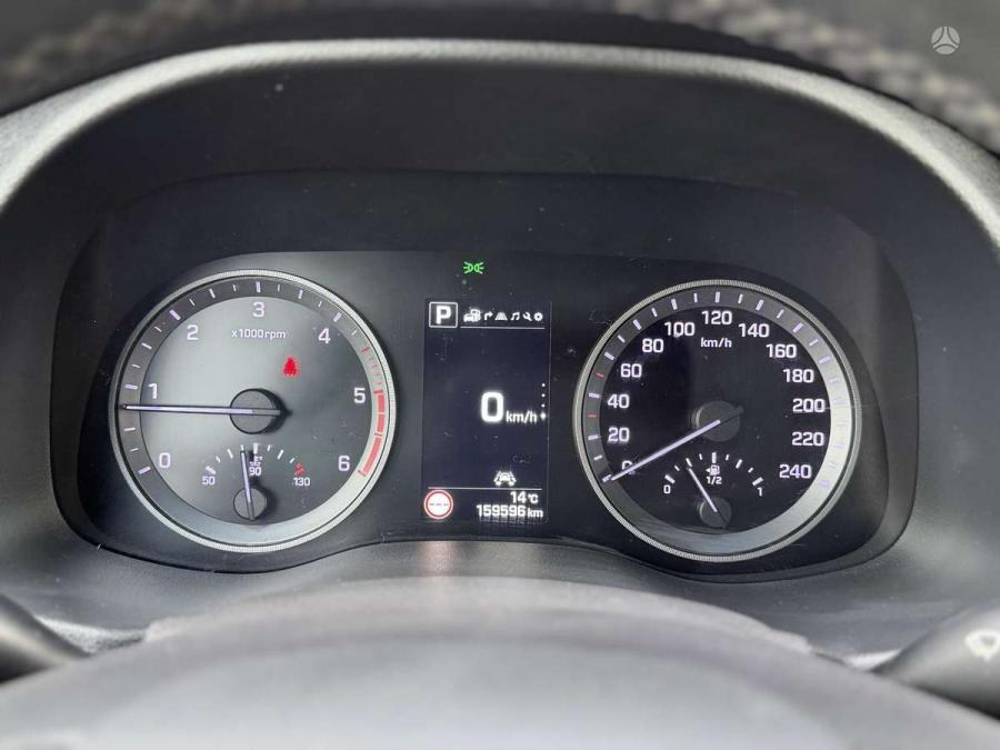 Balts Hyundai Tucson 2016 Panevēža, ar dzinēja tilpumu 1.69 L un nobraukumu 159 tūkst. km par 10950 €, foto 30 vietnē AUTOMOTO.COM.LV