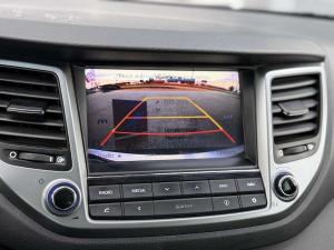 Balts Hyundai Tucson 2016 Panevēža, ar dzinēja tilpumu 1.69 L un nobraukumu 159 tūkst. km par 10950 €, foto 31 vietnē AUTOMOTO.COM.LV