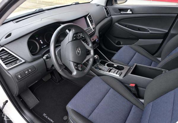 Balts Hyundai Tucson 2016 Kauņa, ar dzinēja tilpumu 1.70 L un nobraukumu 133 tūkst. km par 10950 €, foto 6 vietnē AUTOMOTO.COM.LV