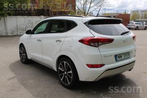 Balts Hyundai Tucson 2017 Liepāja, ar dzinēja tilpumu 1.60 L un nobraukumu 125 tūkst. km par 16500 €, foto 4 vietnē AUTOMOTO.COM.LV