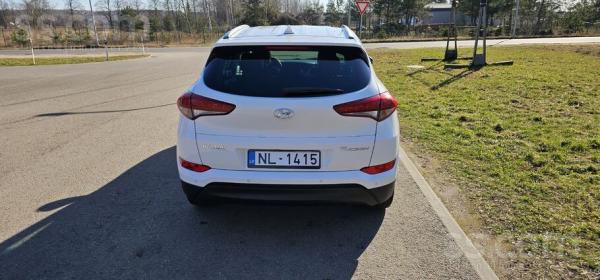 Balts Hyundai Tucson 2017 Daugavpils, ar dzinēja tilpumu 1.70 L un nobraukumu 0 tūkst. km par 15000 €, foto 4 vietnē AUTOMOTO.COM.LV