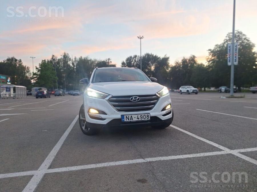 Balts Hyundai Tucson 2017 Rīga, ar dzinēja tilpumu 2.00 L un nobraukumu 97 tūkst. km par 14500 €, foto 3 vietnē AUTOMOTO.COM.LV