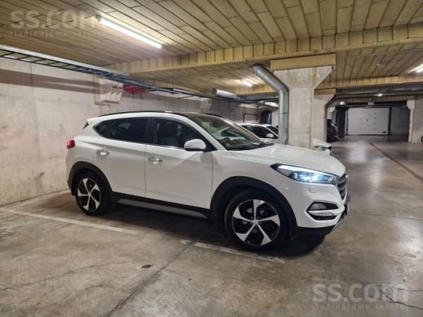Balts Hyundai Tucson 2017 Rīga, ar dzinēja tilpumu 1.60 L un nobraukumu 71 tūkst. km par 20900 €, foto 5 vietnē AUTOMOTO.COM.LV