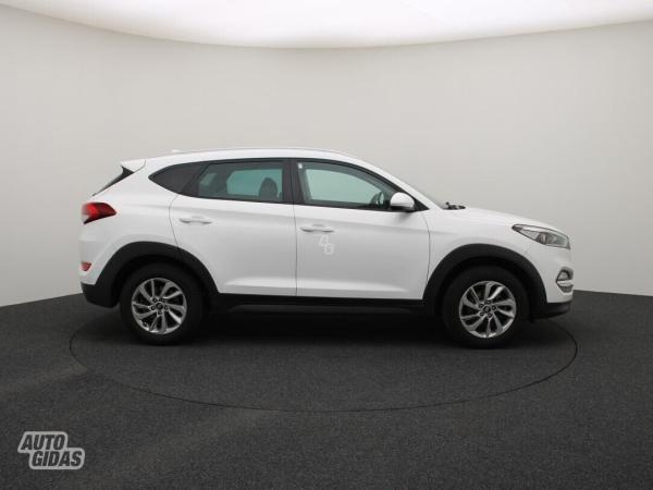 Balts Hyundai Tucson 2017 Viļņa, ar dzinēja tilpumu 1.60 L un nobraukumu 135 tūkst. km par 13699 €, foto 9 vietnē AUTOMOTO.COM.LV