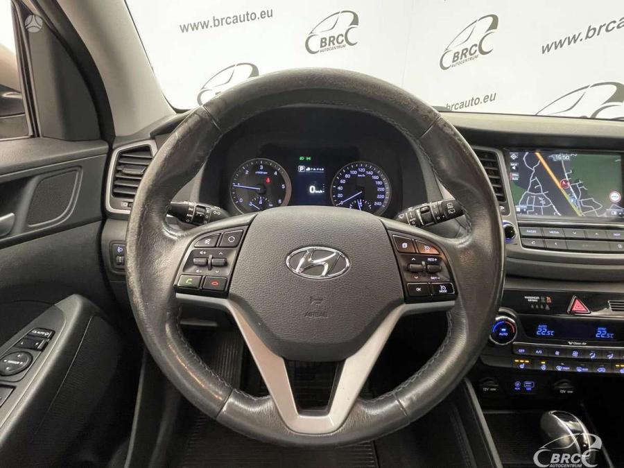 White Hyundai Tucson 2017 in Vilnius, with an engine capacity of 1.69 L and mileage of 185 thousand km for 11900 €, photo 31 on AUTOMOTO.COM.LV