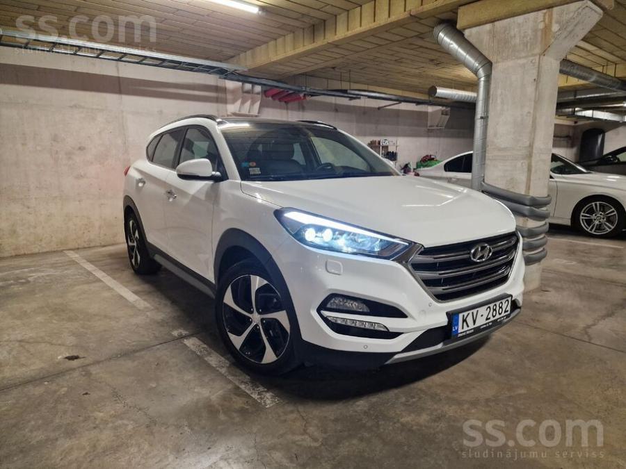 Balts Hyundai Tucson 2017 Rīga, ar dzinēja tilpumu 1.60 L un nobraukumu 71 tūkst. km par 19800 €, foto 1 vietnē AUTOMOTO.COM.LV