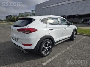 Balts Hyundai Tucson 2017 Rīga, ar dzinēja tilpumu 1.60 L un nobraukumu 71 tūkst. km par 19800 €, foto 10 vietnē AUTOMOTO.COM.LV