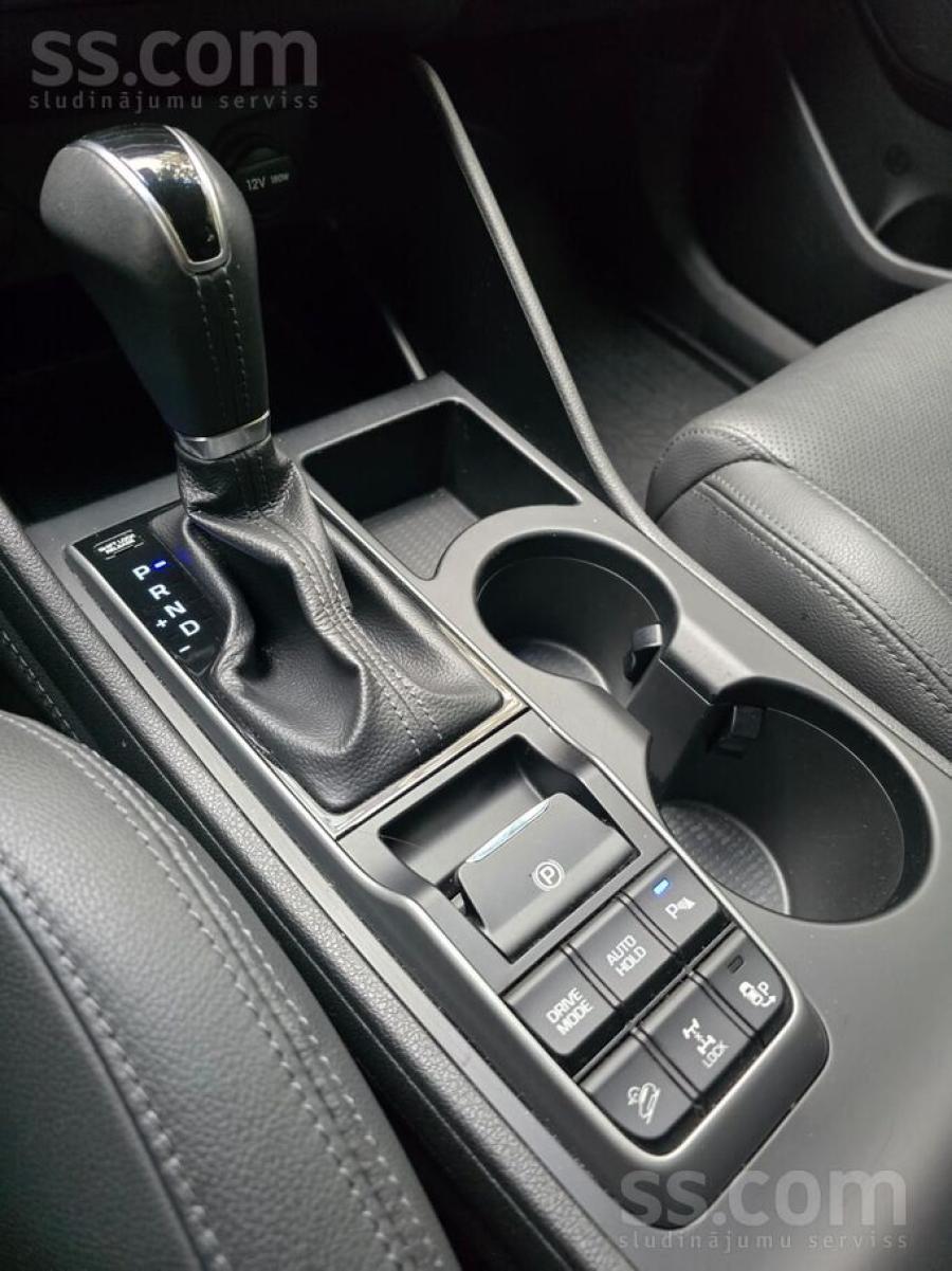 Balts Hyundai Tucson 2017 Rīga, ar dzinēja tilpumu 1.60 L un nobraukumu 71 tūkst. km par 19800 €, foto 28 vietnē AUTOMOTO.COM.LV