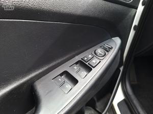 White Hyundai Tucson 2017 in Silute, with an engine capacity of 1.70 L and mileage of 292 thousand km for 8888 €, photo 17 on AUTOMOTO.COM.LV