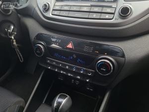 White Hyundai Tucson 2017 in Silute, with an engine capacity of 1.70 L and mileage of 292 thousand km for 8888 €, photo 22 on AUTOMOTO.COM.LV