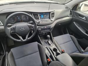 White Hyundai Tucson 2017 in Silute, with an engine capacity of 1.70 L and mileage of 292 thousand km for 8888 €, photo 27 on AUTOMOTO.COM.LV