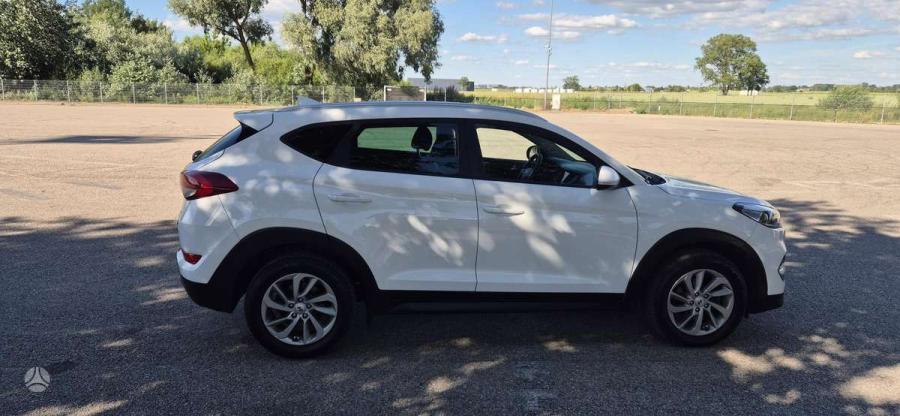 Balts Hyundai Tucson 2017 Marijampole, ar dzinēja tilpumu 2.00 L un nobraukumu 212 tūkst. km par 12450 €, foto 5 vietnē AUTOMOTO.COM.LV