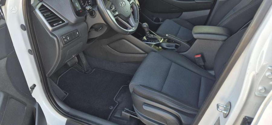 Balts Hyundai Tucson 2017 Marijampole, ar dzinēja tilpumu 2.00 L un nobraukumu 212 tūkst. km par 12450 €, foto 11 vietnē AUTOMOTO.COM.LV