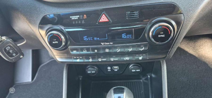 Balts Hyundai Tucson 2017 Marijampole, ar dzinēja tilpumu 2.00 L un nobraukumu 212 tūkst. km par 12450 €, foto 18 vietnē AUTOMOTO.COM.LV