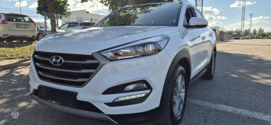 Balts Hyundai Tucson 2017 Marijampole, ar dzinēja tilpumu 2.00 L un nobraukumu 212 tūkst. km par 12450 €, foto 22 vietnē AUTOMOTO.COM.LV