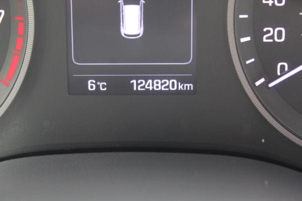 Белый Хендай Туксон 2017 в Рига, объемом двигателя 1.70 л и пробегом 125 тыс. км за 16500 €, фото 4 на AUTOMOTO.COM.LV