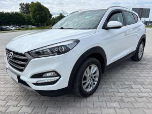 White Hyundai Tucson 2017 in Taurage, with an engine capacity of 1.69 L and mileage of 197 thousand km for 9950 €, photo 3 on AUTOMOTO.COM.LV