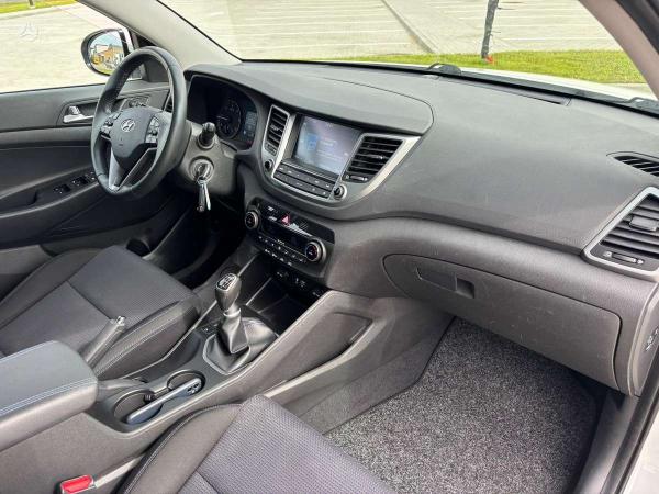 Balts Hyundai Tucson 2017 Tauragė, ar dzinēja tilpumu 1.69 L un nobraukumu 197 tūkst. km par 9950 €, foto 8 vietnē AUTOMOTO.COM.LV