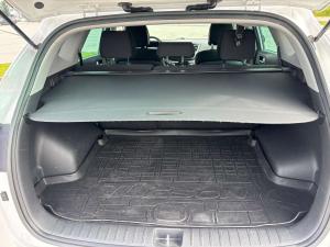 White Hyundai Tucson 2017 in Taurage, with an engine capacity of 1.69 L and mileage of 197 thousand km for 9950 €, photo 15 on AUTOMOTO.COM.LV