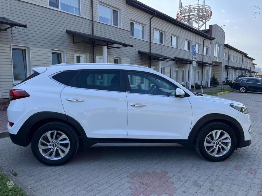 Balts Hyundai Tucson 2017 Viļņa, ar dzinēja tilpumu 1.69 L un nobraukumu 240 tūkst. km par 9700 €, foto 12 vietnē AUTOMOTO.COM.LV